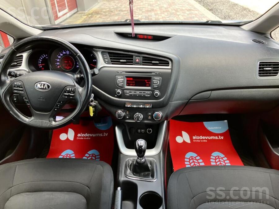 Grey Kia Ceed 2016 in Talsi, with an engine capacity of 1.40 L and mileage of 165 thousand km for 5500 €, photo 20 on AUTOMOTO.COM.LV