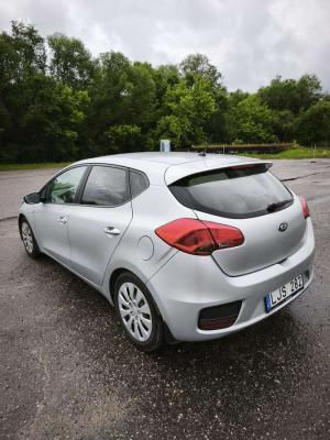 Grey Kia Ceed 2016 in Utena, with an engine capacity of 1.58 L and mileage of 276 thousand km for 4700 €, photo 3 on AUTOMOTO.COM.LV