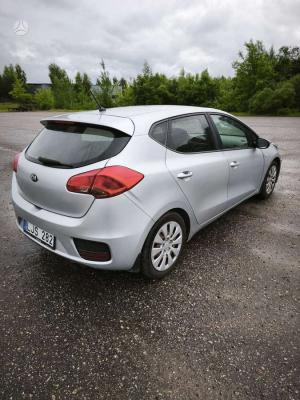 Grey Kia Ceed 2016 in Utena, with an engine capacity of 1.58 L and mileage of 276 thousand km for 4700 €, photo 4 on AUTOMOTO.COM.LV