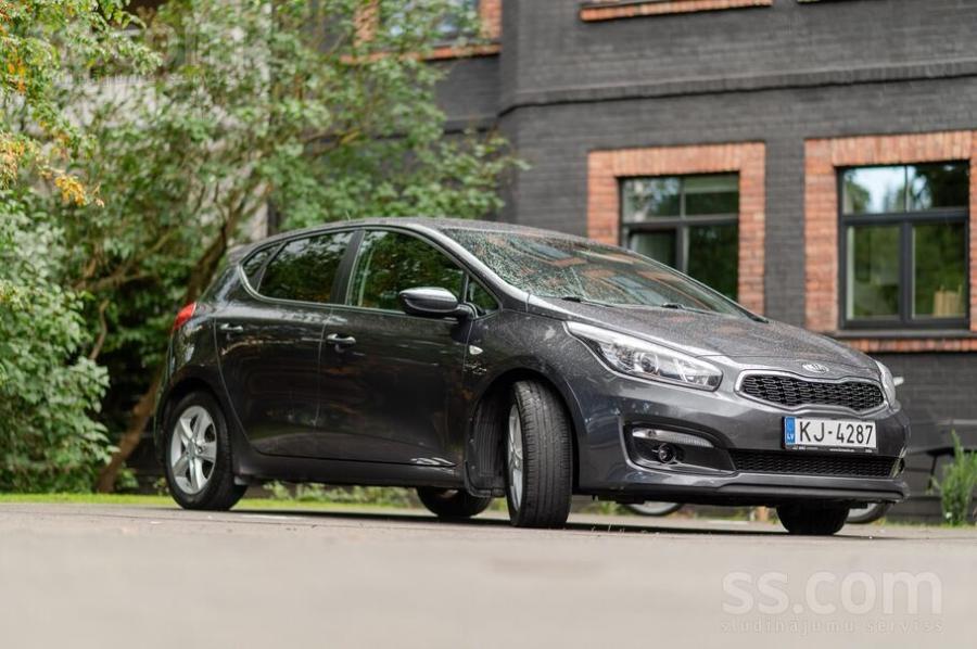 Pelēks Kia Ceed 2016 Rīga, ar dzinēja tilpumu 1.40 L un nobraukumu 212 tūkst. km par 4800 €, foto 3 vietnē AUTOMOTO.COM.LV