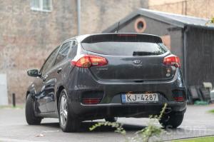 Pelēks Kia Ceed 2016 Rīga, ar dzinēja tilpumu 1.40 L un nobraukumu 212 tūkst. km par 4800 €, foto 5 vietnē AUTOMOTO.COM.LV