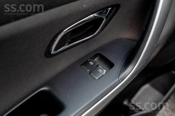 Pelēks Kia Ceed 2016 Rīga, ar dzinēja tilpumu 1.40 L un nobraukumu 212 tūkst. km par 4250 €, foto 9 vietnē AUTOMOTO.COM.LV