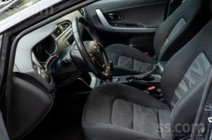 Grey Kia Ceed 2016 in Riga, with an engine capacity of 1.40 L and mileage of 212 thousand km for 4250 €, photo 13 on AUTOMOTO.COM.LV