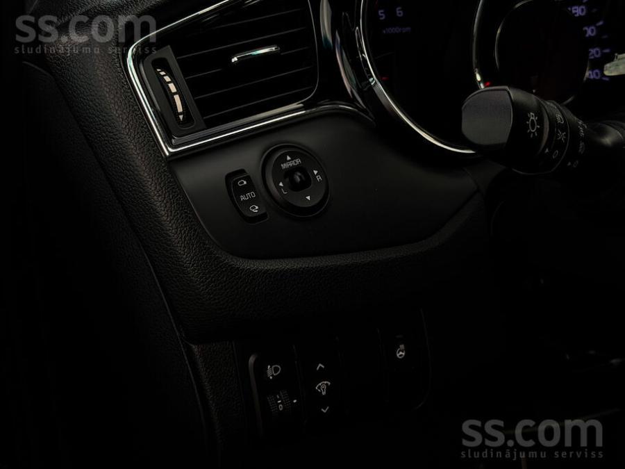 Pelēks Kia Ceed 2016 Rīga, ar dzinēja tilpumu 1.60 L un nobraukumu 76 tūkst. km par 8350 €, foto 10 vietnē AUTOMOTO.COM.LV