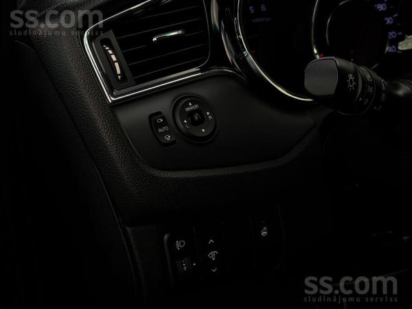Grey Kia Ceed 2016 in Riga, with an engine capacity of 1.60 L and mileage of 76 thousand km for 8350 €, photo 10 on AUTOMOTO.COM.LV