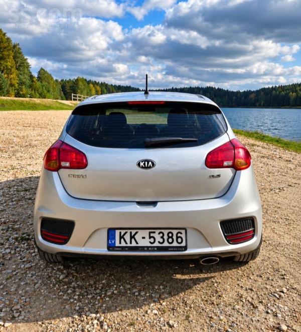 Pelēks Kia Ceed 2016 Rīga, ar dzinēja tilpumu 1.60 L un nobraukumu 209 tūkst. km par 3000 €, foto 6 vietnē AUTOMOTO.COM.LV