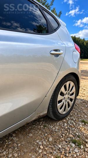 Pelēks Kia Ceed 2016 Rīga, ar dzinēja tilpumu 1.60 L un nobraukumu 209 tūkst. km par 3000 €, foto 7 vietnē AUTOMOTO.COM.LV