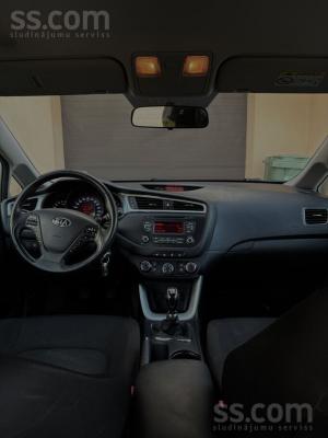 Pelēks Kia Ceed 2016 Rīga, ar dzinēja tilpumu 1.60 L un nobraukumu 209 tūkst. km par 3000 €, foto 11 vietnē AUTOMOTO.COM.LV