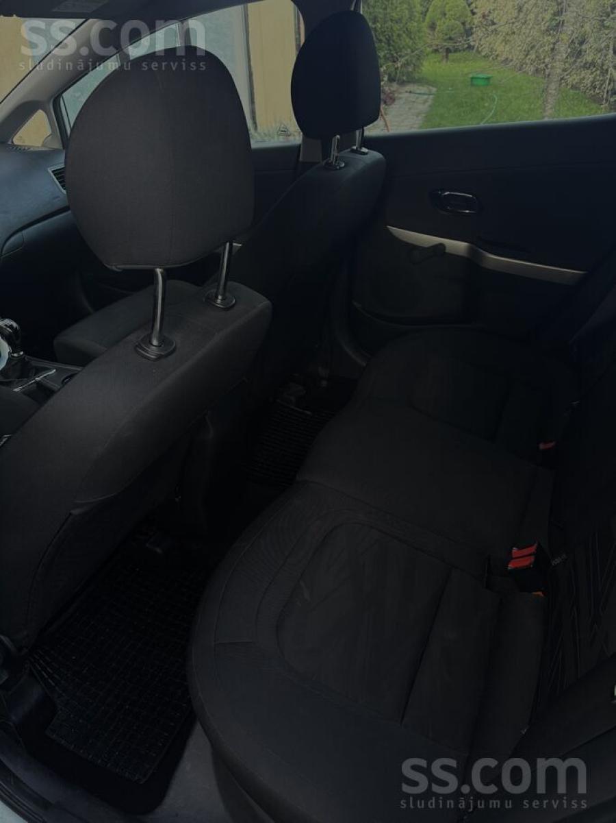 Pelēks Kia Ceed 2016 Rīga, ar dzinēja tilpumu 1.60 L un nobraukumu 209 tūkst. km par 3000 €, foto 15 vietnē AUTOMOTO.COM.LV