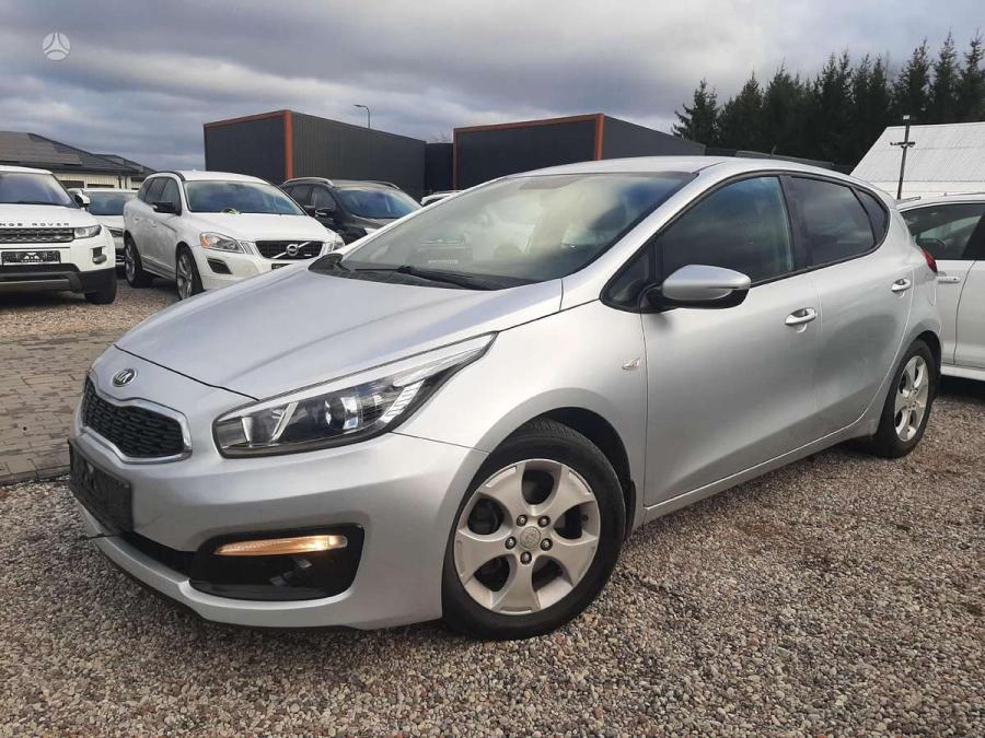 Grey Kia Ceed 2017 in Kaunas, with an engine capacity of 1.40 L and mileage of 140 thousand km for 5950 €, photo 1 on AUTOMOTO.COM.LV