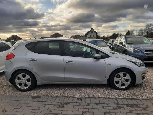 Grey Kia Ceed 2017 in Kaunas, with an engine capacity of 1.40 L and mileage of 140 thousand km for 5950 €, photo 7 on AUTOMOTO.COM.LV