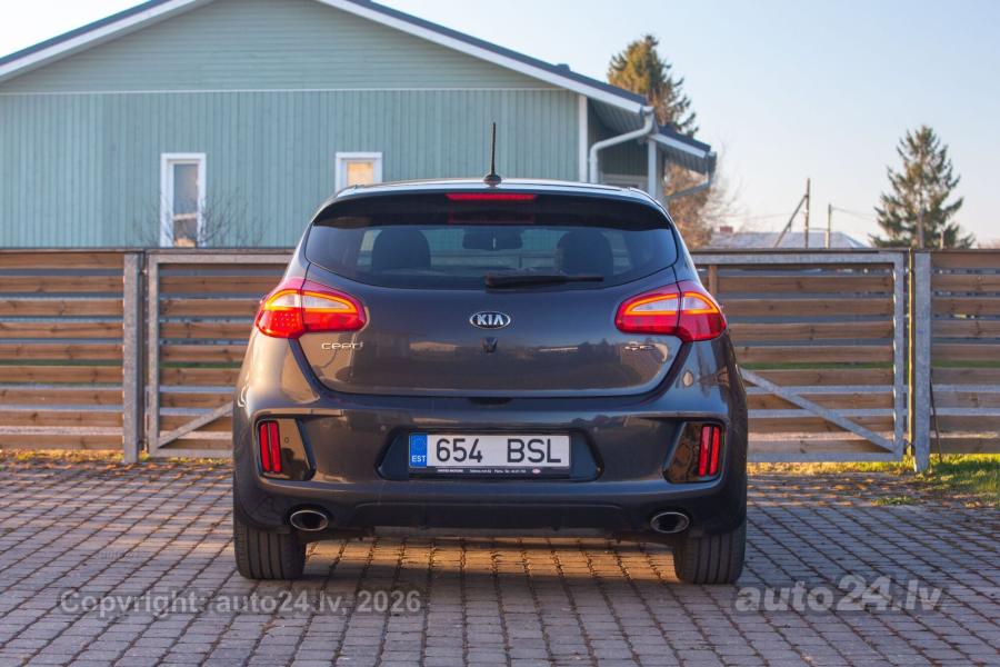 Grey Kia Ceed 2017 in Tallinn, with an engine capacity of 1.60 L and mileage of 155 thousand km for 8500 €, photo 5 on AUTOMOTO.COM.LV
