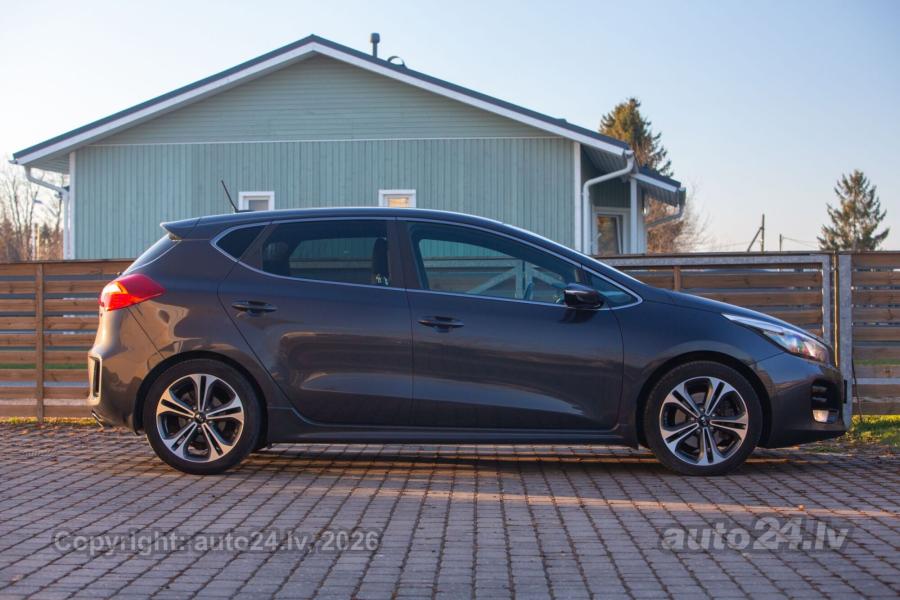 Grey Kia Ceed 2017 in Tallinn, with an engine capacity of 1.60 L and mileage of 155 thousand km for 8500 €, photo 6 on AUTOMOTO.COM.LV