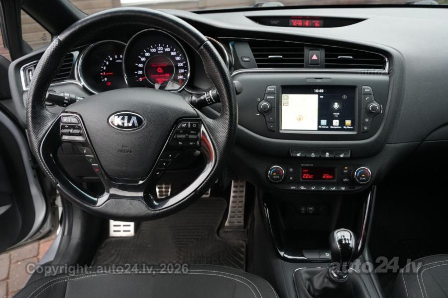 Pelēks Kia Ceed 2017 Valga, ar dzinēja tilpumu 1.60 L un nobraukumu 99 tūkst. km par 9200 €, foto 5 vietnē AUTOMOTO.COM.LV