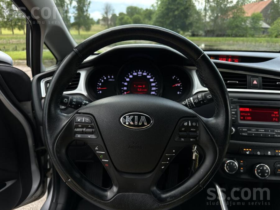 Grey Kia Ceed 2017 in Riga, with an engine capacity of 1.40 L and mileage of 120 thousand km for 5950 €, photo 14 on AUTOMOTO.COM.LV