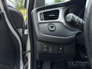 Grey Kia Ceed 2017 in Riga, with an engine capacity of 1.40 L and mileage of 120 thousand km for 5950 €, photo 15 on AUTOMOTO.COM.LV