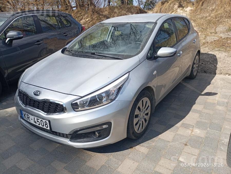 Grey Kia Ceed 2017 in Jurmala, with an engine capacity of 1.40 L and mileage of 157 thousand km for 6950 €, photo 3 on AUTOMOTO.COM.LV