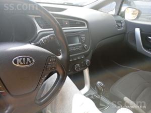 Grey Kia Ceed 2017 in Jurmala, with an engine capacity of 1.40 L and mileage of 157 thousand km for 6950 €, photo 13 on AUTOMOTO.COM.LV