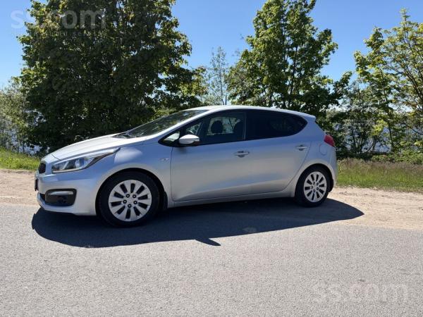 Pelēks Kia Ceed 2017 Rīga, ar dzinēja tilpumu 1.40 L un nobraukumu 193 tūkst. km par 6190 €, foto 2 vietnē AUTOMOTO.COM.LV