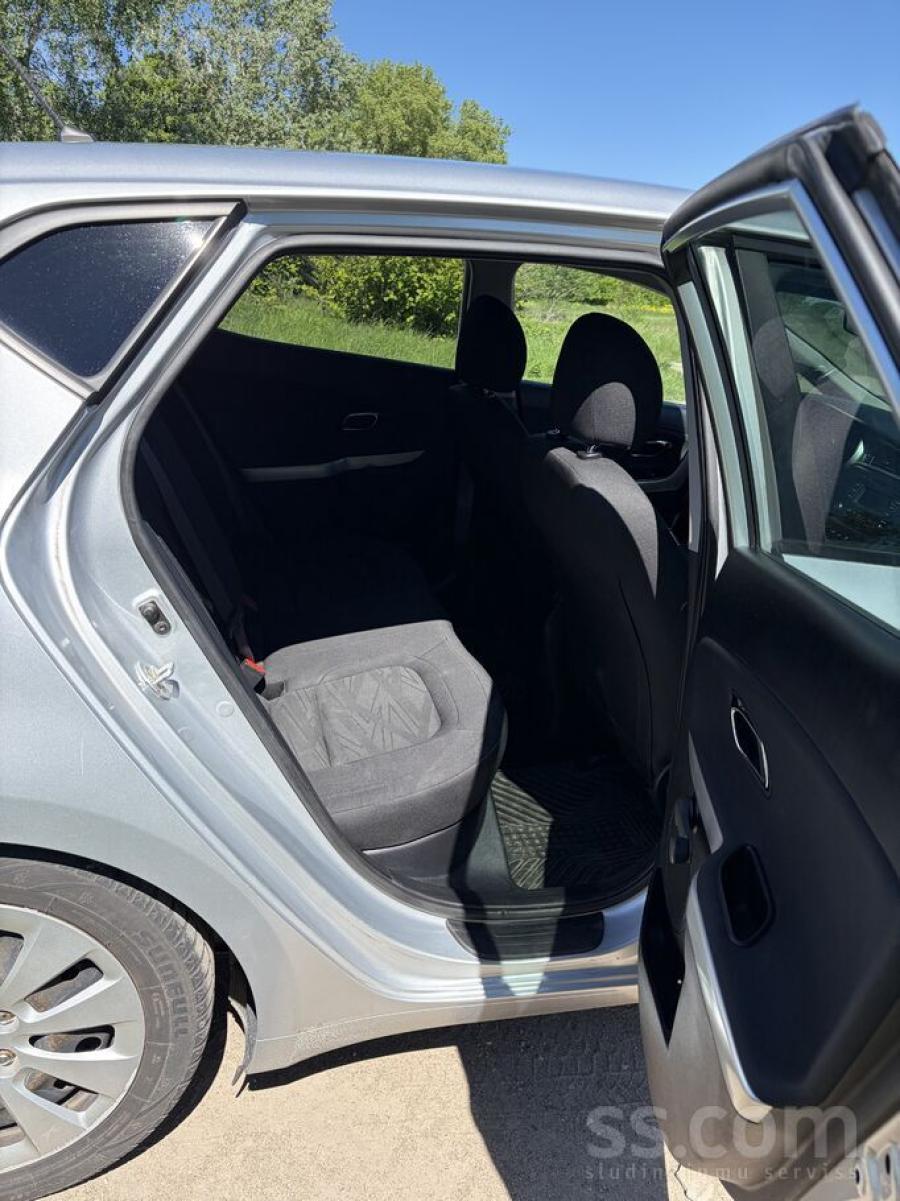 Pelēks Kia Ceed 2017 Rīga, ar dzinēja tilpumu 1.40 L un nobraukumu 193 tūkst. km par 6190 €, foto 11 vietnē AUTOMOTO.COM.LV