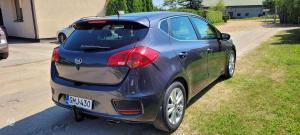 Grey Kia Ceed 2017 in Plunge, with an engine capacity of 1.60 L and mileage of 147 thousand km for 7400 €, photo 4 on AUTOMOTO.COM.LV