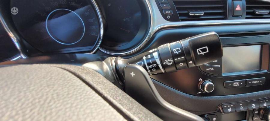 Grey Kia Ceed 2017 in Plunge, with an engine capacity of 1.60 L and mileage of 147 thousand km for 7400 €, photo 15 on AUTOMOTO.COM.LV