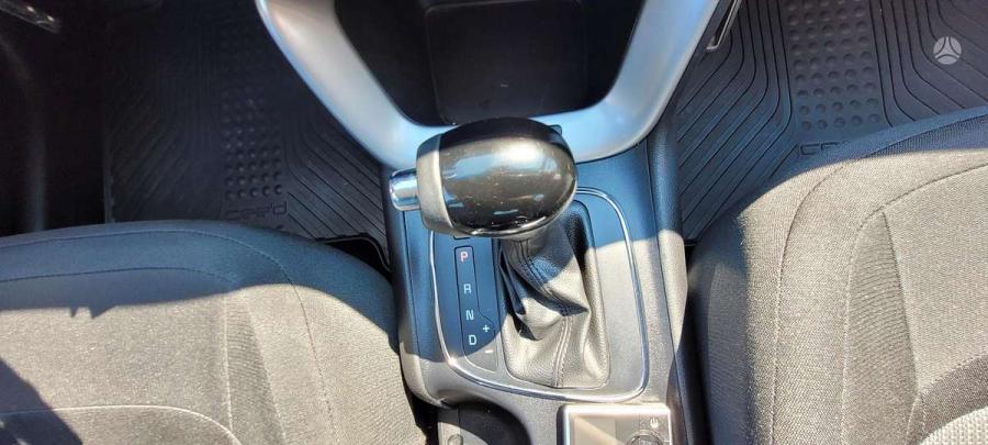 Grey Kia Ceed 2017 in Plunge, with an engine capacity of 1.60 L and mileage of 147 thousand km for 7400 €, photo 17 on AUTOMOTO.COM.LV