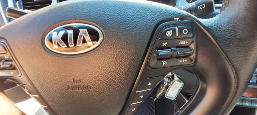 Grey Kia Ceed 2017 in Plunge, with an engine capacity of 1.60 L and mileage of 147 thousand km for 7400 €, photo 21 on AUTOMOTO.COM.LV