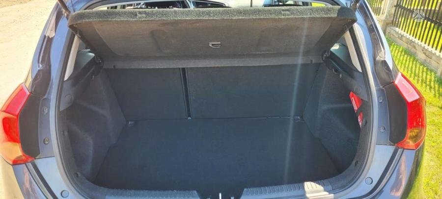Grey Kia Ceed 2017 in Plunge, with an engine capacity of 1.60 L and mileage of 147 thousand km for 7400 €, photo 26 on AUTOMOTO.COM.LV