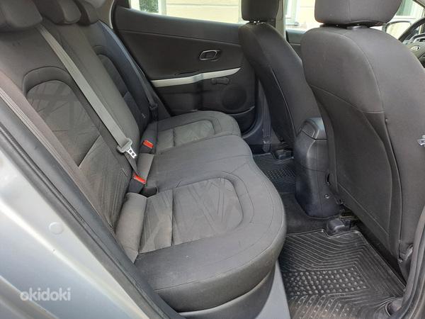 Grey Kia Ceed 2017 in Paide, with an engine capacity of 1.40 L and mileage of 229 thousand km for 6890 €, photo 10 on AUTOMOTO.COM.LV