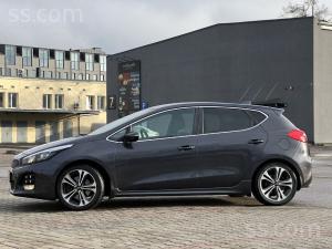 Grey Kia Ceed 2017 in Riga, with an engine capacity of 1.60 L and mileage of 196 thousand km for 6599 €, photo 7 on AUTOMOTO.COM.LV