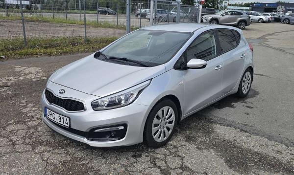 Pelēks Kia Ceed 2017 Panevēža, ar dzinēja tilpumu 1.40 L un nobraukumu 208 tūkst. km par 5200 €, foto 1 vietnē AUTOMOTO.COM.LV