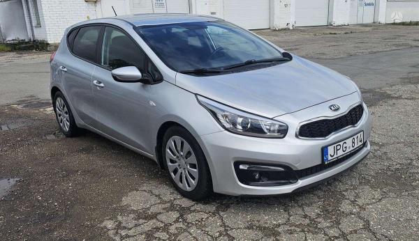 Pelēks Kia Ceed 2017 Panevēža, ar dzinēja tilpumu 1.40 L un nobraukumu 208 tūkst. km par 5200 €, foto 3 vietnē AUTOMOTO.COM.LV