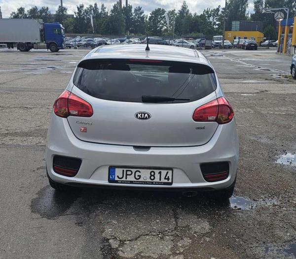 Pelēks Kia Ceed 2017 Panevēža, ar dzinēja tilpumu 1.40 L un nobraukumu 208 tūkst. km par 5200 €, foto 6 vietnē AUTOMOTO.COM.LV