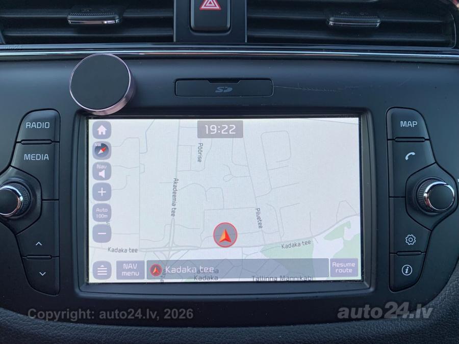 Grey Kia Ceed 2017 in Tallinn, with an engine capacity of 1.60 L and mileage of 213 thousand km for 8500 €, photo 21 on AUTOMOTO.COM.LV