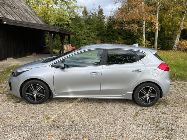 Pelēks Kia Ceed 2017 Viljandi, ar dzinēja tilpumu 1.60 L un nobraukumu 224 tūkst. km par 7500 €, foto 7 vietnē AUTOMOTO.COM.LV