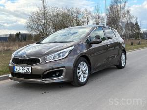 Pelēks Kia Ceed 2017 Rīga, ar dzinēja tilpumu 1.60 L un nobraukumu 0 tūkst. km par 7990 €, foto 3 vietnē AUTOMOTO.COM.LV