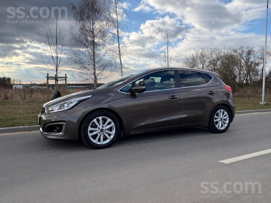 Pelēks Kia Ceed 2017 Rīga, ar dzinēja tilpumu 1.60 L un nobraukumu 0 tūkst. km par 7990 €, foto 4 vietnē AUTOMOTO.COM.LV