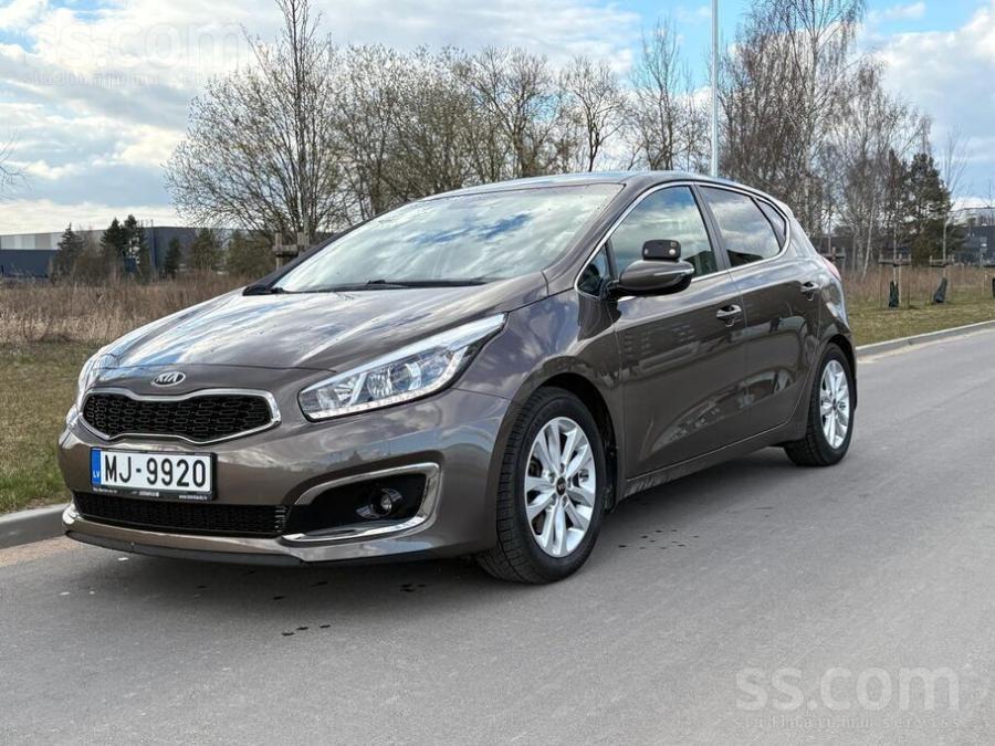 Pelēks Kia Ceed 2017 Rīga, ar dzinēja tilpumu 1.60 L un nobraukumu 86 tūkst. km par 7700 €, foto 1 vietnē AUTOMOTO.COM.LV