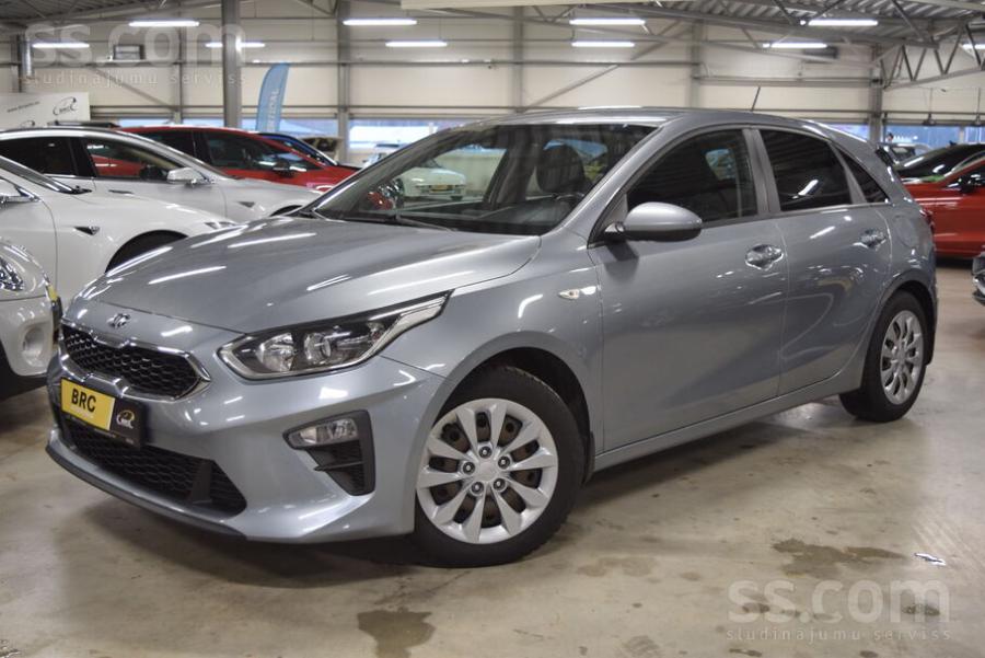 Grey Kia Ceed 2018 in Riga, with an engine capacity of 1.60 L and mileage of 96 thousand km for 9100 €, photo 1 on AUTOMOTO.COM.LV