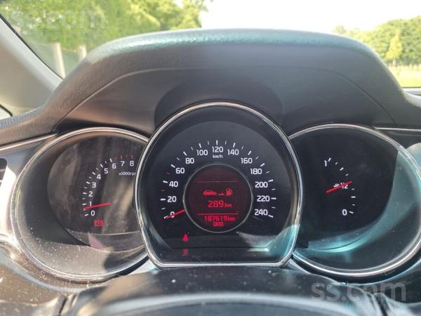 Grey Kia Ceed 2018 in Riga, with an engine capacity of 1.60 L and mileage of 186 thousand km for 6499 €, photo 6 on AUTOMOTO.COM.LV