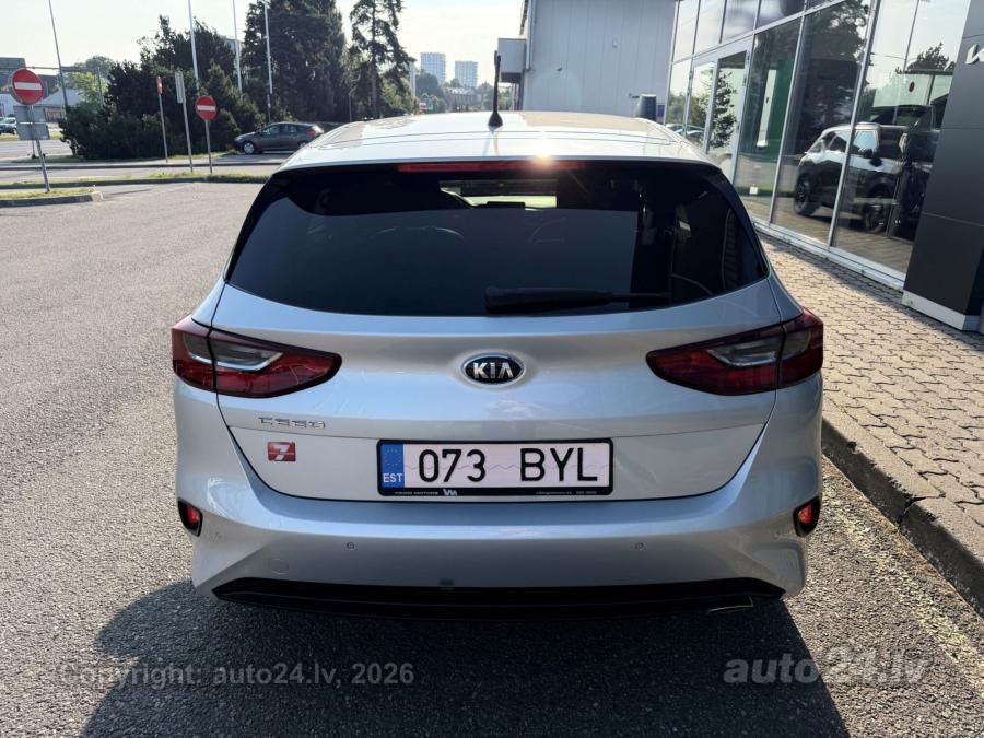 Pelēks Kia Ceed 2018 Tallina, ar dzinēja tilpumu 1.40 L un nobraukumu 139 tūkst. km par 9900 €, foto 4 vietnē AUTOMOTO.COM.LV