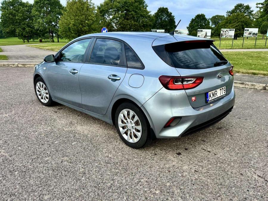 Pelēks Kia Ceed 2018 Kauņa, ar dzinēja tilpumu 1.37 L un nobraukumu 156 tūkst. km par 8750 €, foto 4 vietnē AUTOMOTO.COM.LV