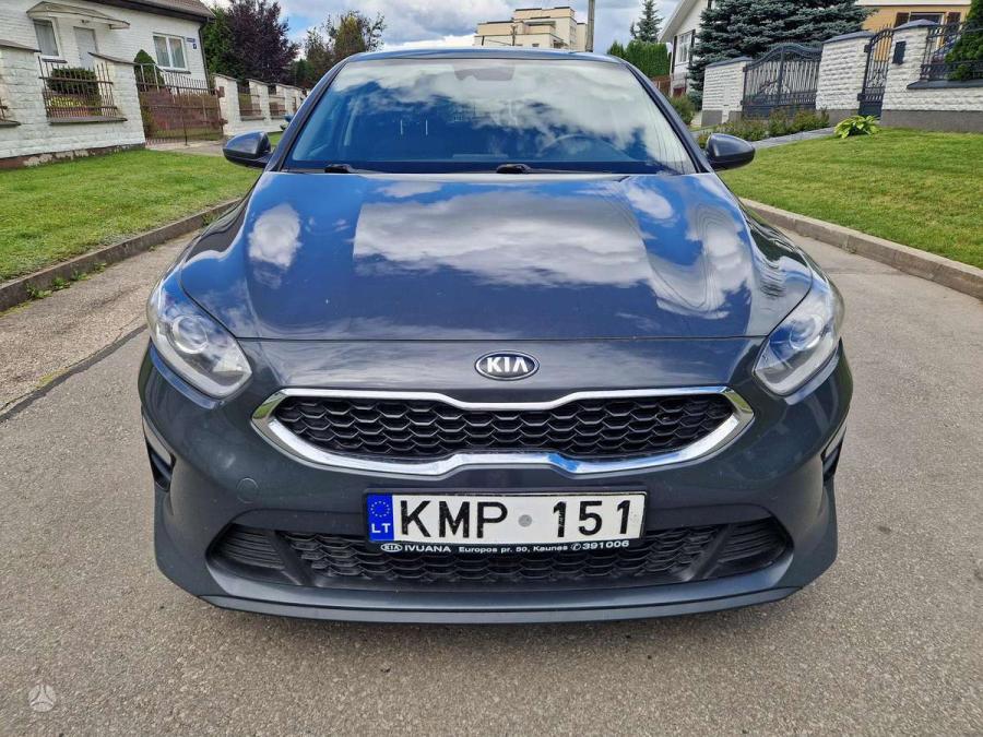 Pelēks Kia Ceed 2018 Viļņa, ar dzinēja tilpumu 1.37 L un nobraukumu 330 tūkst. km par 4990 €, foto 3 vietnē AUTOMOTO.COM.LV