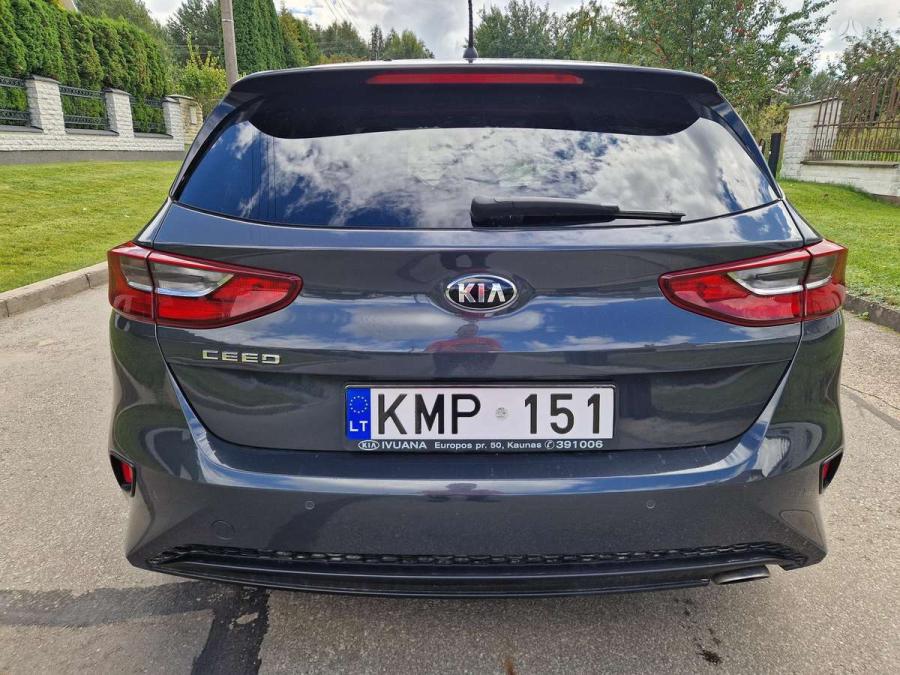Pelēks Kia Ceed 2018 Viļņa, ar dzinēja tilpumu 1.37 L un nobraukumu 330 tūkst. km par 4990 €, foto 6 vietnē AUTOMOTO.COM.LV