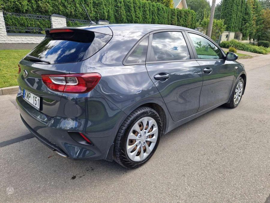 Pelēks Kia Ceed 2018 Viļņa, ar dzinēja tilpumu 1.37 L un nobraukumu 330 tūkst. km par 4990 €, foto 7 vietnē AUTOMOTO.COM.LV