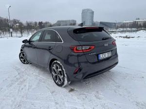 Pelēks Kia Ceed 2019 Viļņa, ar dzinēja tilpumu 1.60 L un nobraukumu 110 tūkst. km par 12490 €, foto 5 vietnē AUTOMOTO.COM.LV
