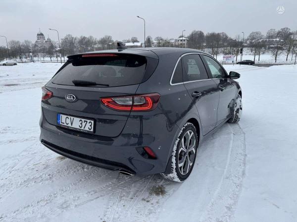 Pelēks Kia Ceed 2019 Viļņa, ar dzinēja tilpumu 1.60 L un nobraukumu 110 tūkst. km par 12490 €, foto 6 vietnē AUTOMOTO.COM.LV