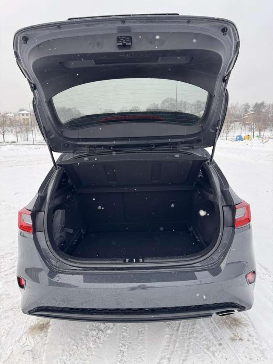Pelēks Kia Ceed 2019 Viļņa, ar dzinēja tilpumu 1.60 L un nobraukumu 110 tūkst. km par 12490 €, foto 8 vietnē AUTOMOTO.COM.LV