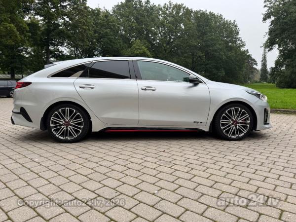Grey Kia Ceed 2019 in Tallinn, with an engine capacity of 1.60 L and mileage of 124 thousand km for 19000 €, photo 6 on AUTOMOTO.COM.LV